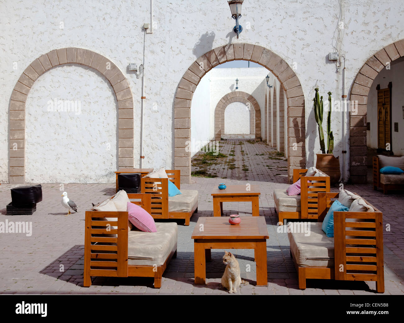 Moroccan street hi-res stock photography and images - Alamy
