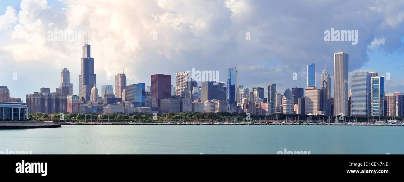 Chicago skyline panorama with skyscrapers over Lake Michigan with ...