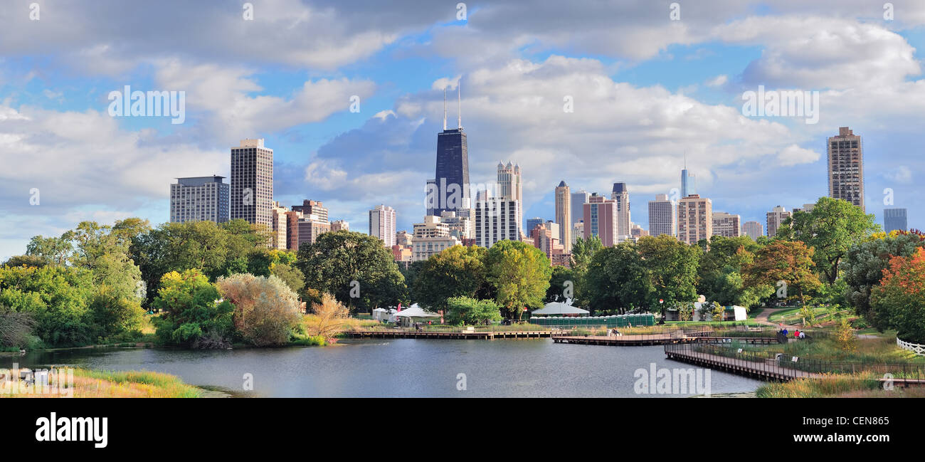 Downtown chicago skyline viewed from hi-res stock photography and ...