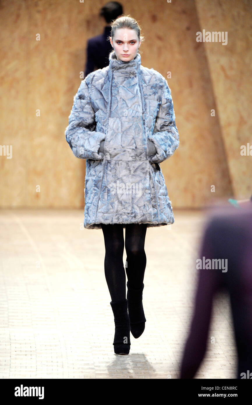 Akris Paris Ready to Wear Autumn Winter Short grey a line light blue ...