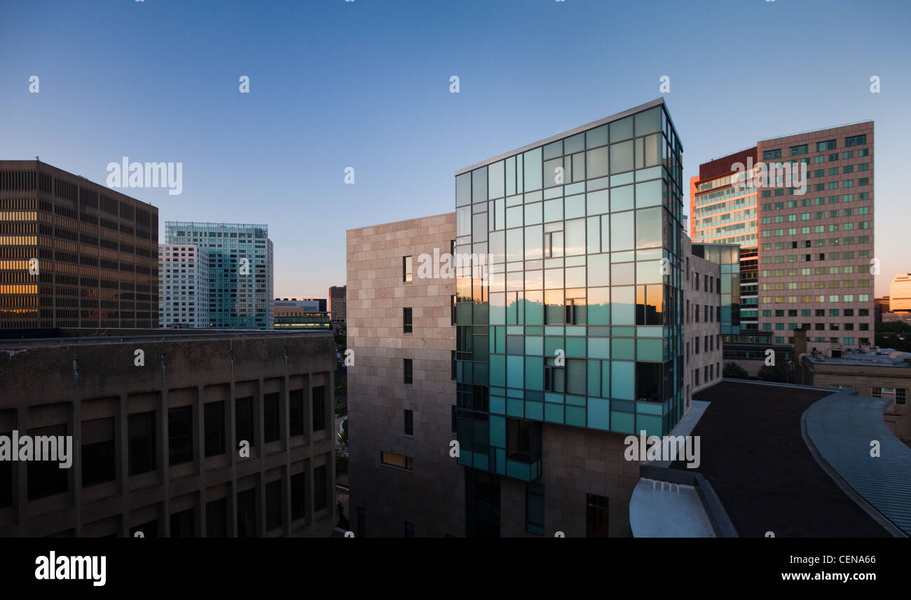 Mit sloan school hi-res stock photography and images - Alamy