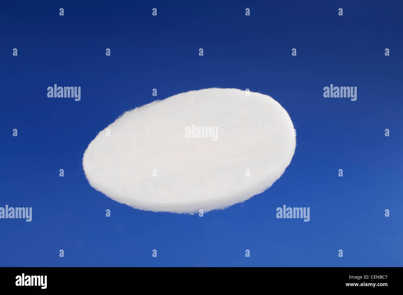 Cotton wadding hi-res stock photography and images - Alamy