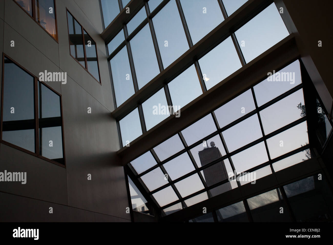 Inside the atrium between MIT's buildings E25 and E23 Stock Photo - Alamy