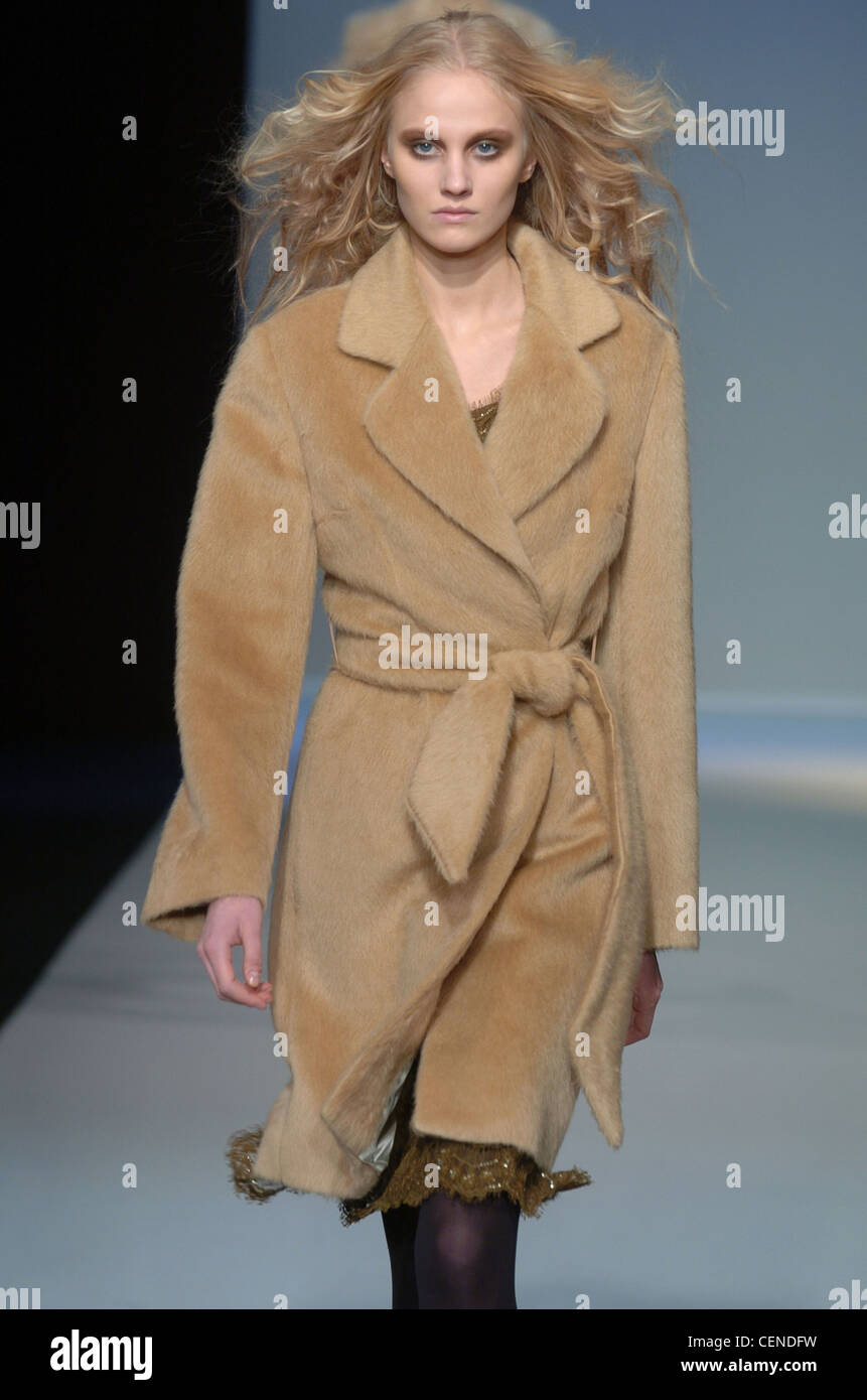 Belt of round hi-res stock photography and images - Alamy