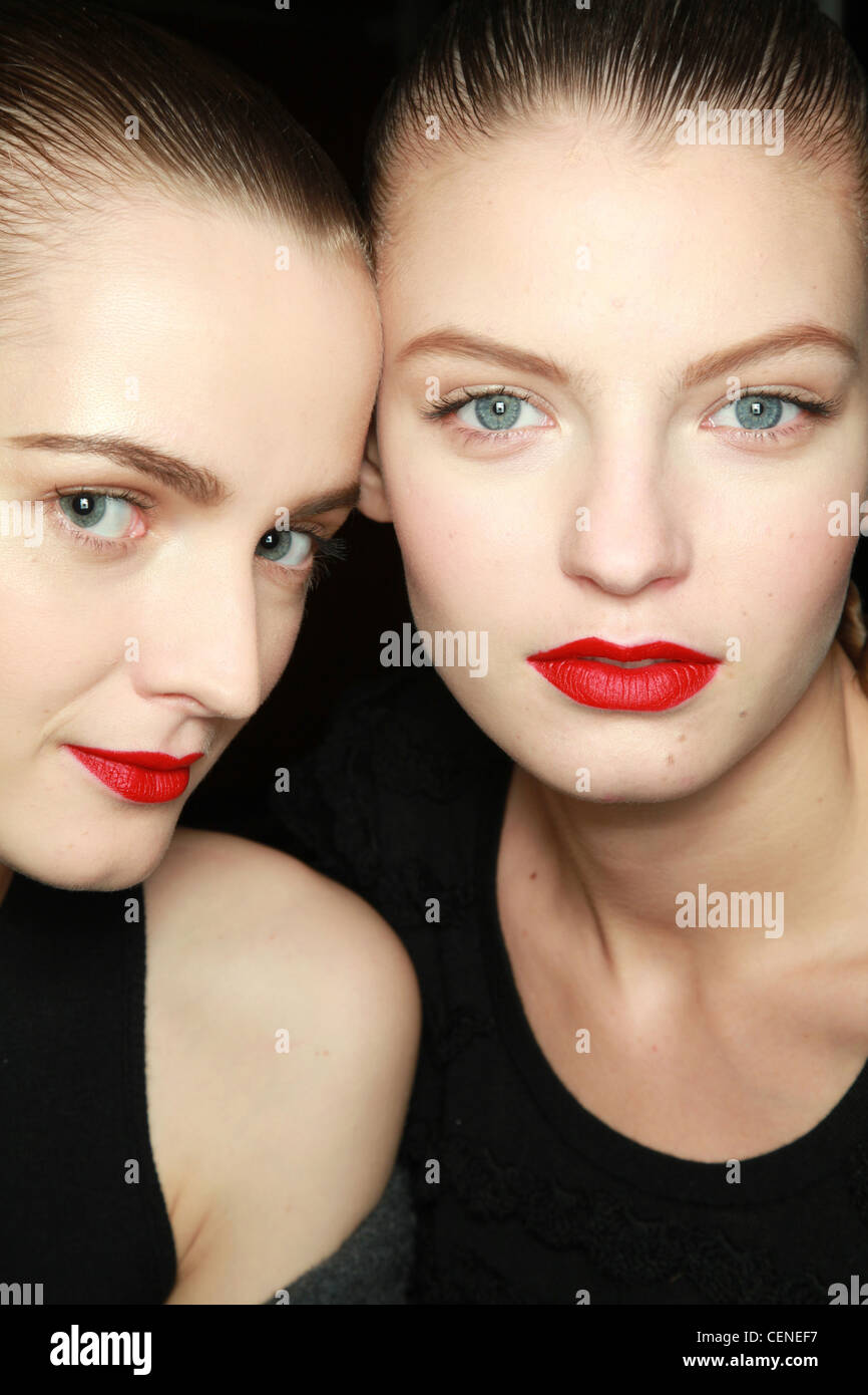 Emanuel Ungaro Backstage Paris Ready to Wear Spring Summer Two models ...