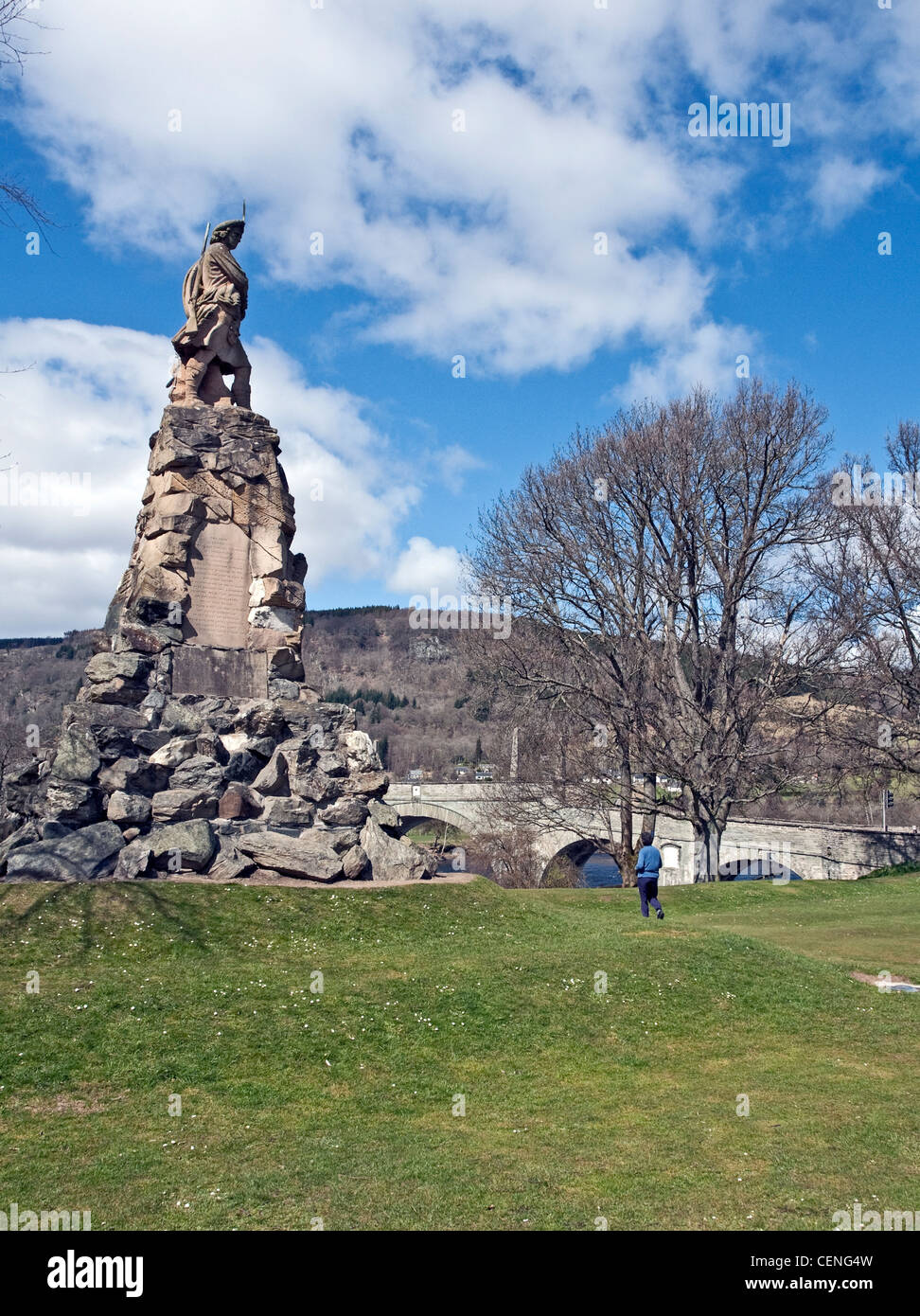 Black watch memorial aberfeldy hi-res stock photography and images - Alamy