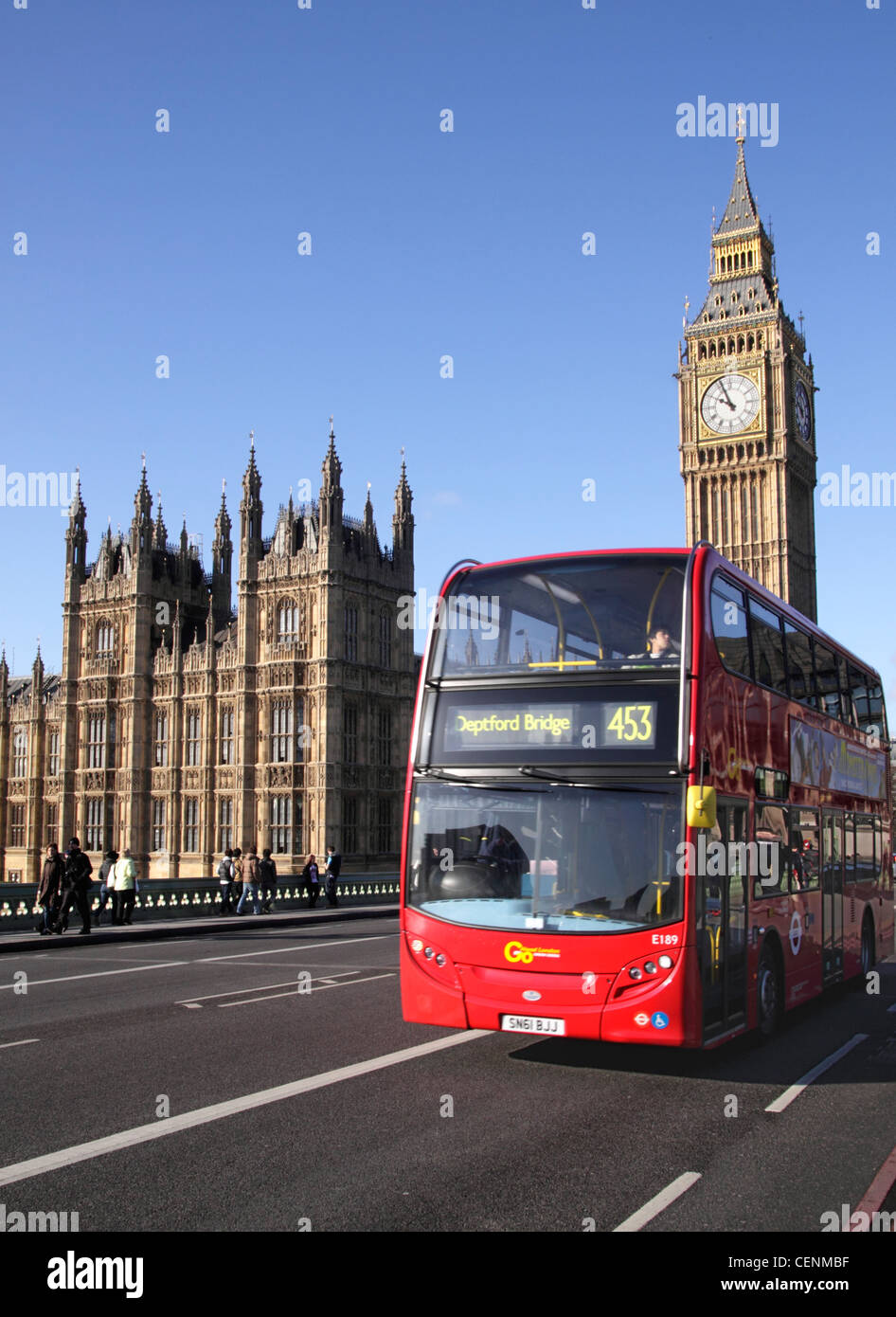London double decker bus hi-res stock photography and images - Alamy
