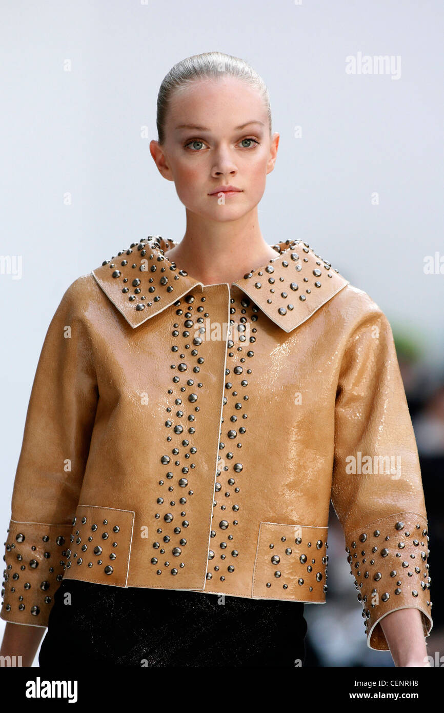 Lindsay Ellingson High Resolution Stock Photography and Images - Alamy