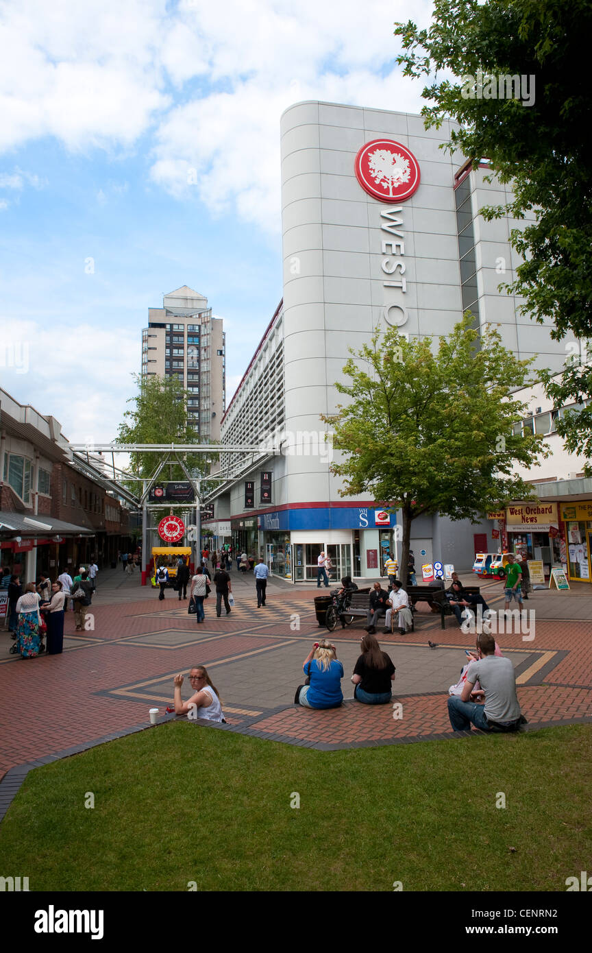 West Orchards Shopping Centre in Coventry city centre, West Midlands ...
