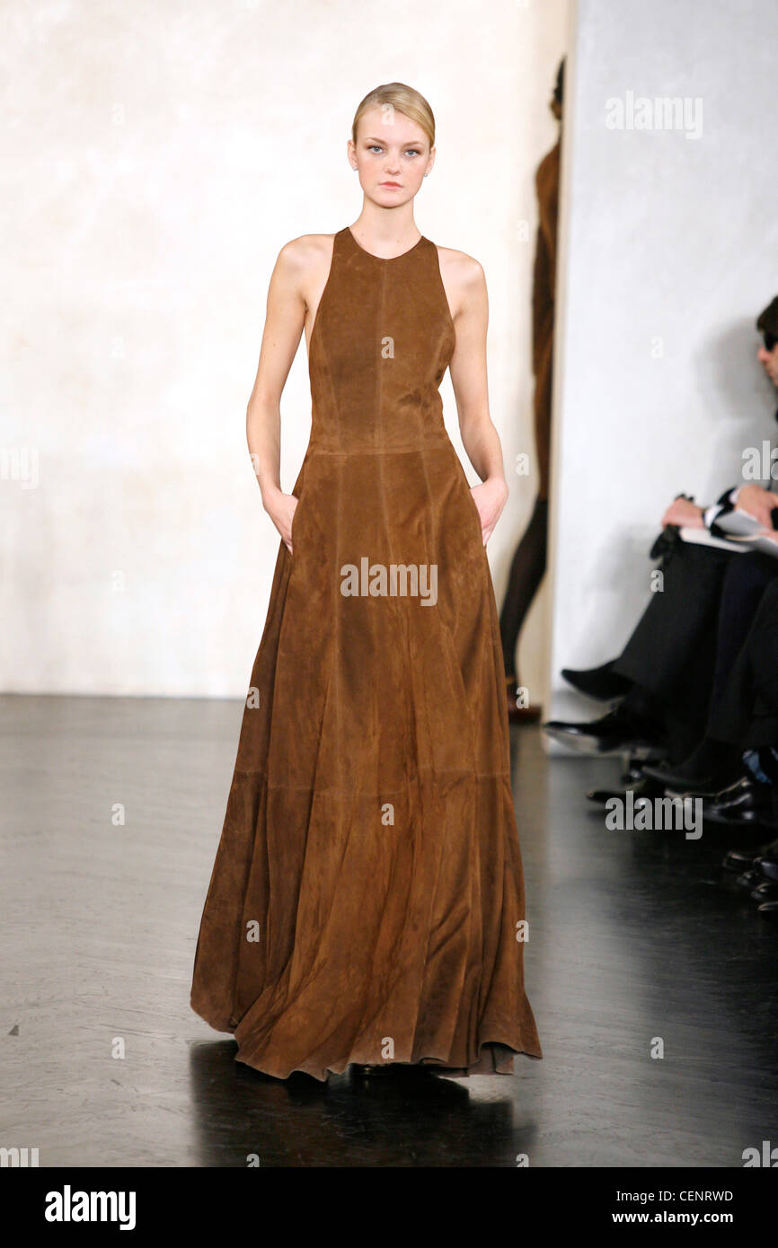Ralph Lauren New York Ready to Wear Autumn Winter Model Caroline ...