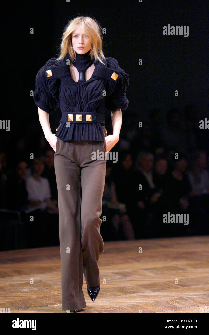 Givenchy Paris Ready to Wear Autumn Winter Model wearing navy pleated ...