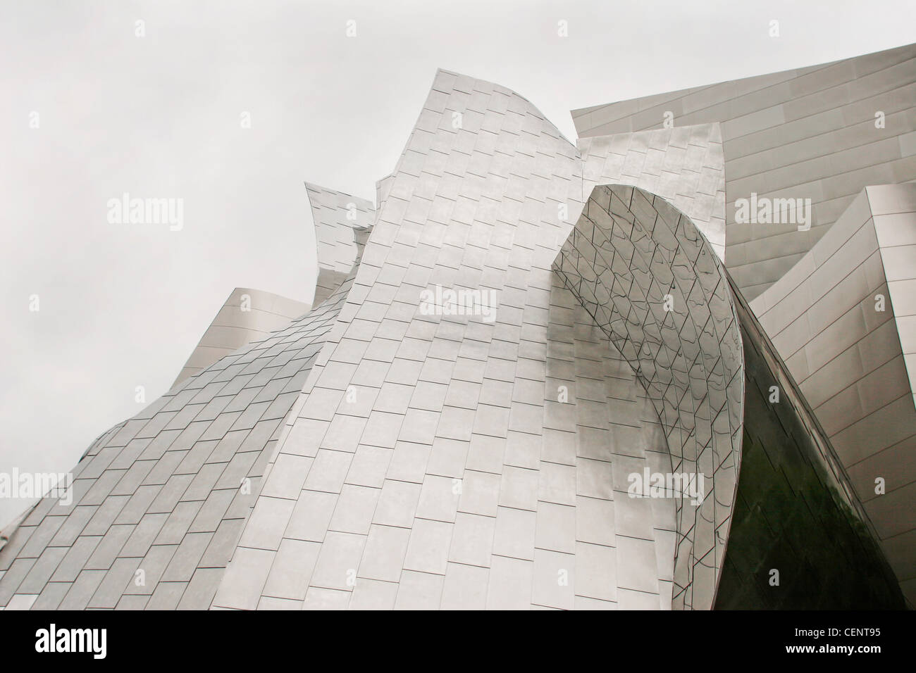 Walt Disney Concert Hall exterior Stock Photo - Alamy
