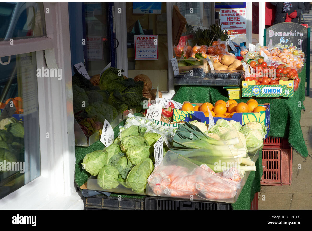 Traditional greengrocer hi-res stock photography and images - Alamy