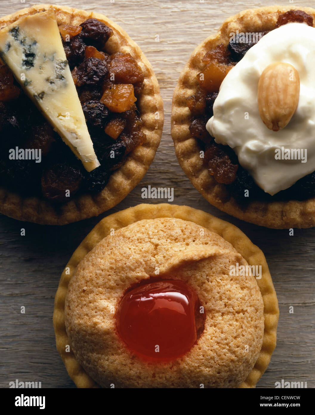 Mini mince pies with cheese topping, cream cheese and nut topping Small ...