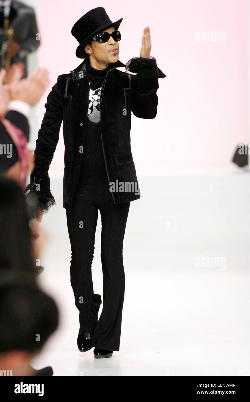 Matthew Williamson London Ready to Wear Spring Summer Pop singer Prince ...