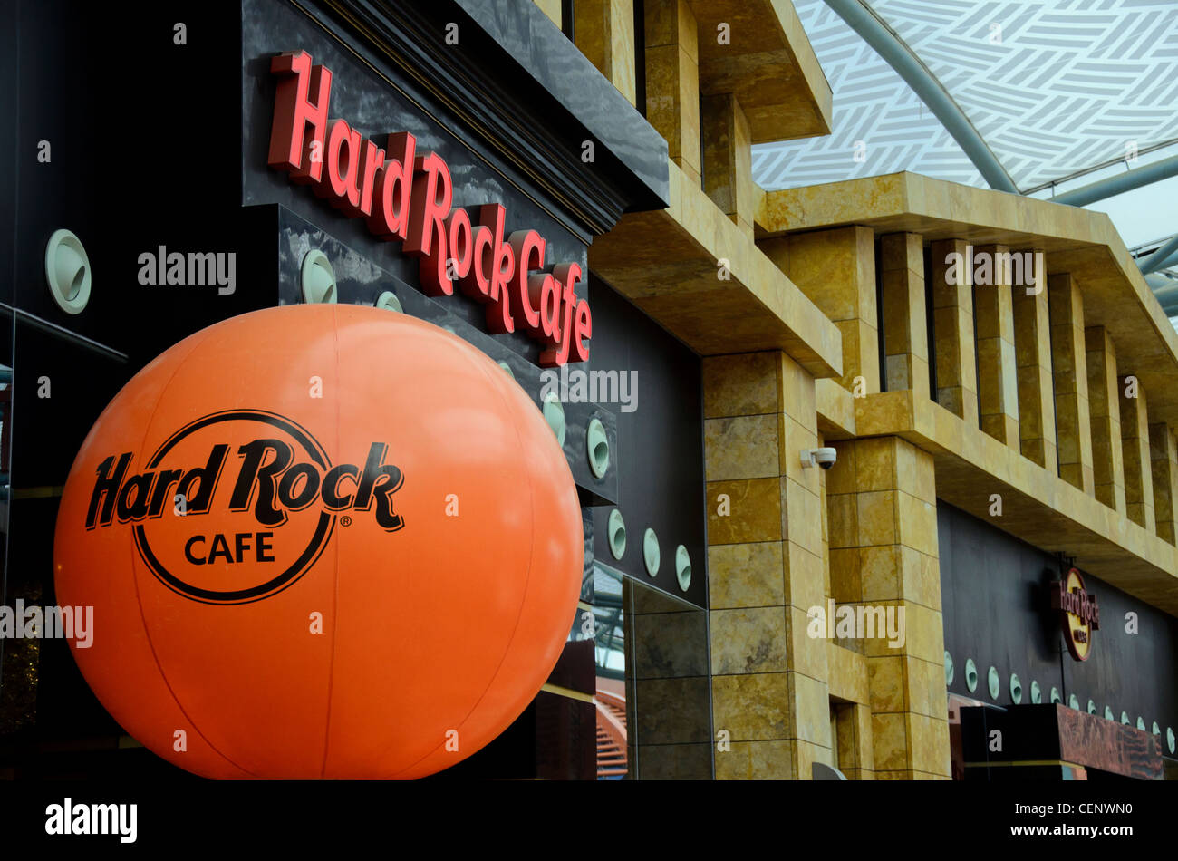 Hard rock cafe, Singapore Stock Photo - Alamy