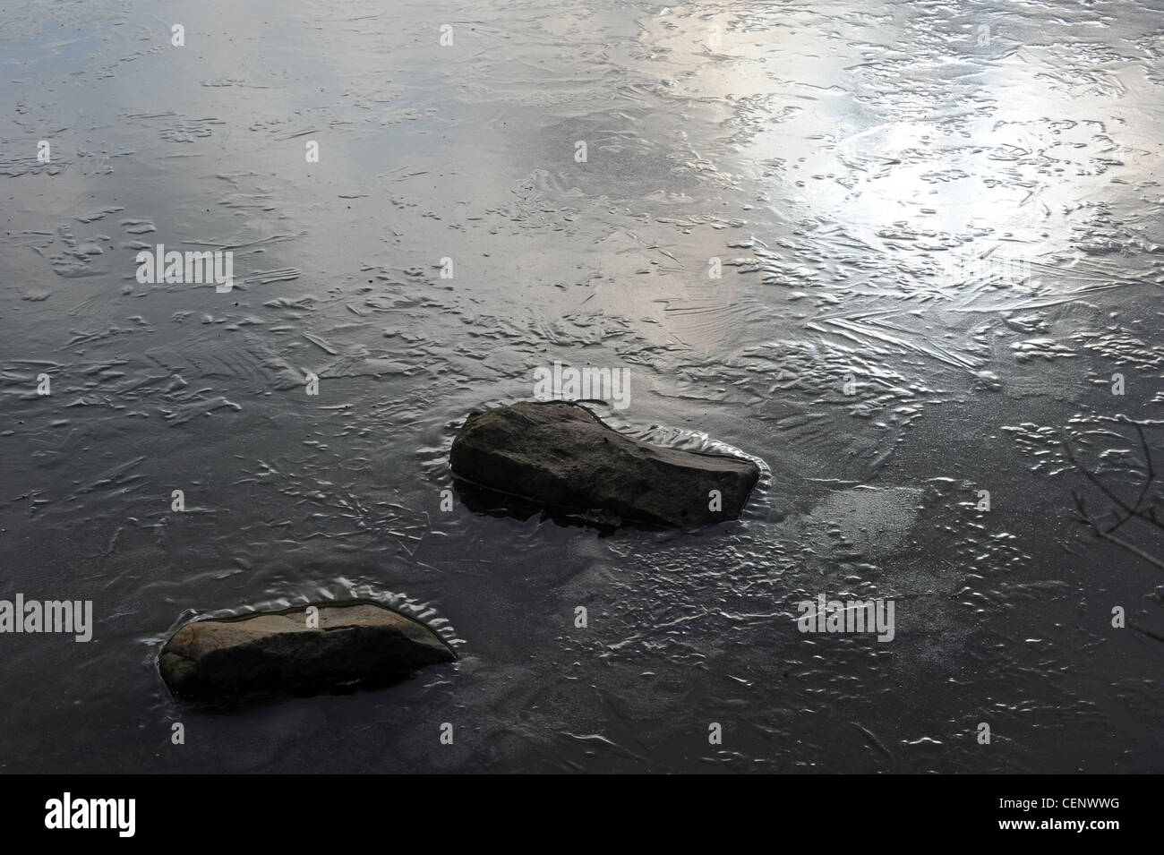 Two rocks hi-res stock photography and images - Alamy