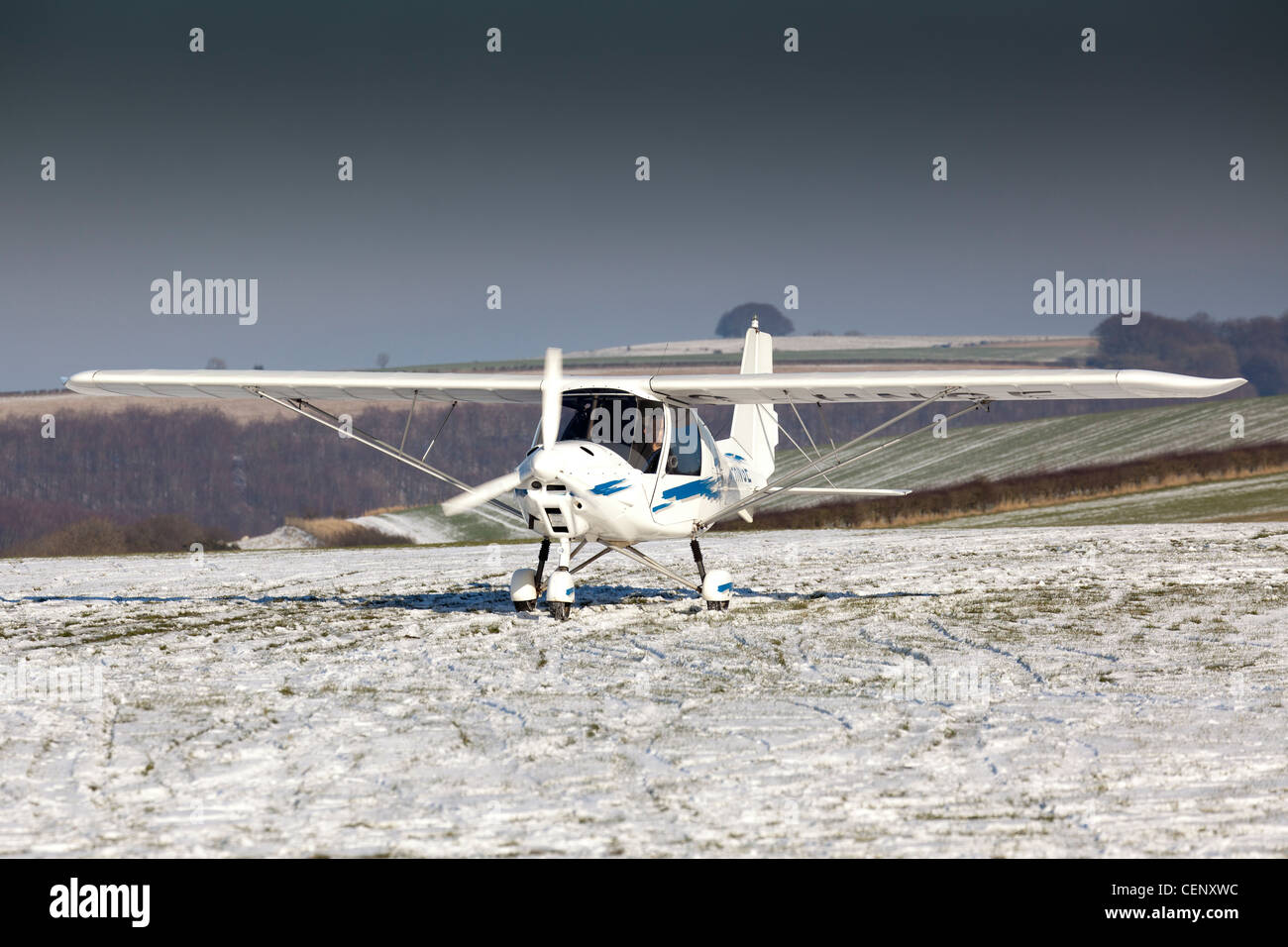 Microlight C42 Ikarus Stock Photos & Microlight C42 Ikarus Stock Images ...