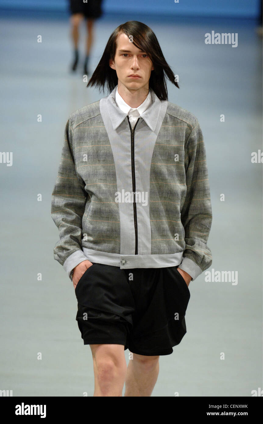 Raf Simons Paris Ready to Wear Menswear Spring Summer Brunette male ...