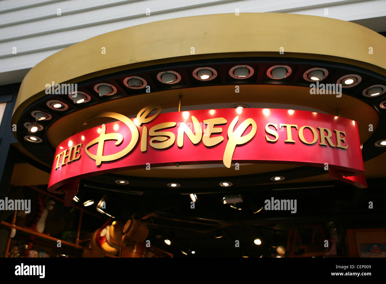 Disney uk hi-res stock photography and images - Alamy