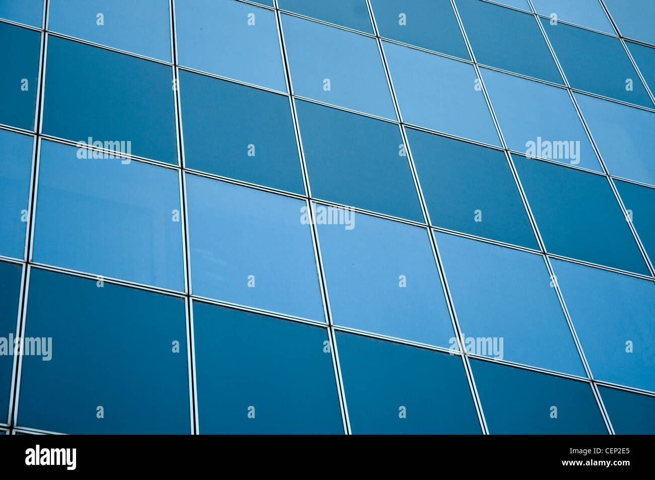 Skyscraper square windows hi-res stock photography and images - Alamy