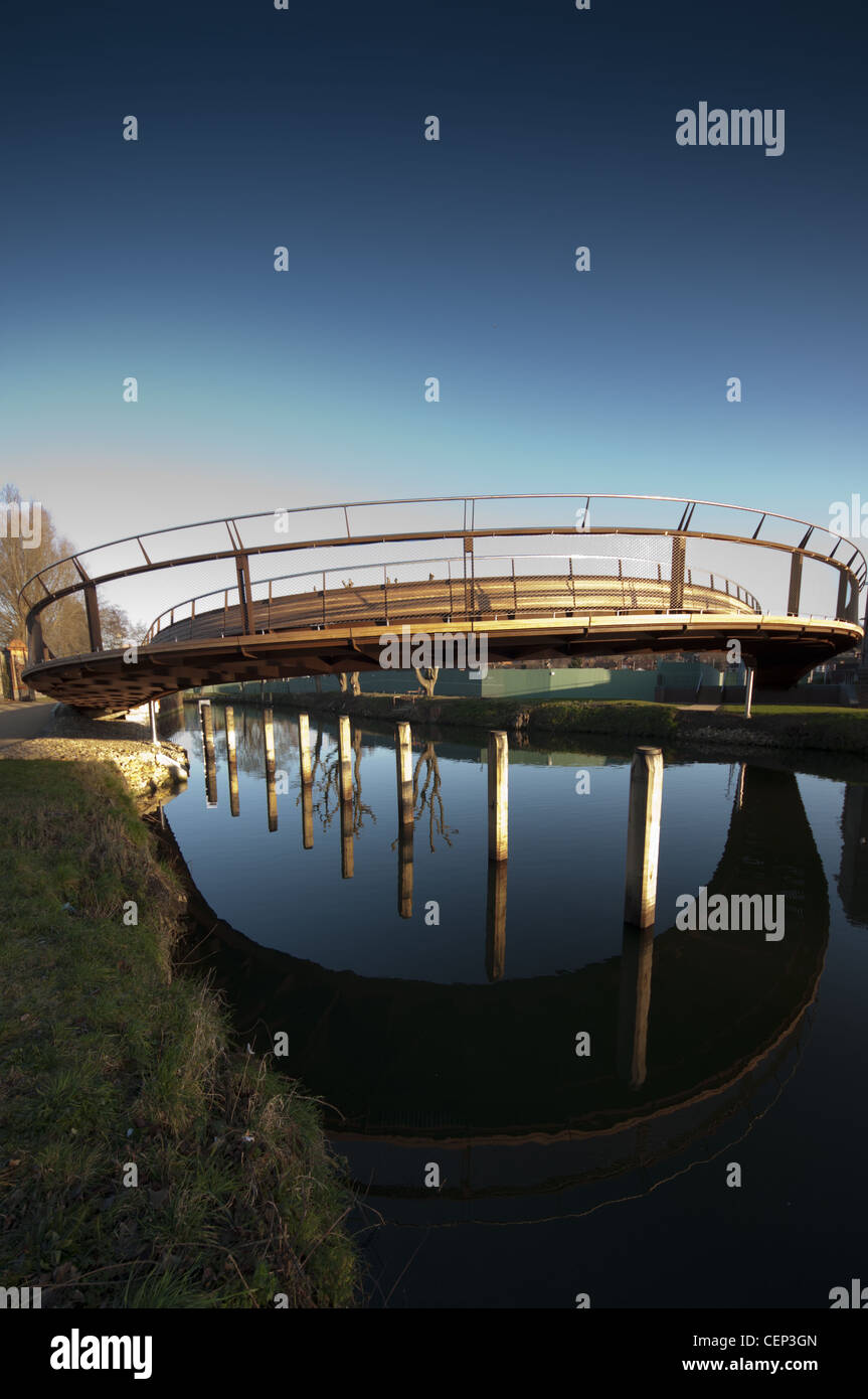 Peters bridge Norwich, new modern footbridge over River Wensum Stock ...