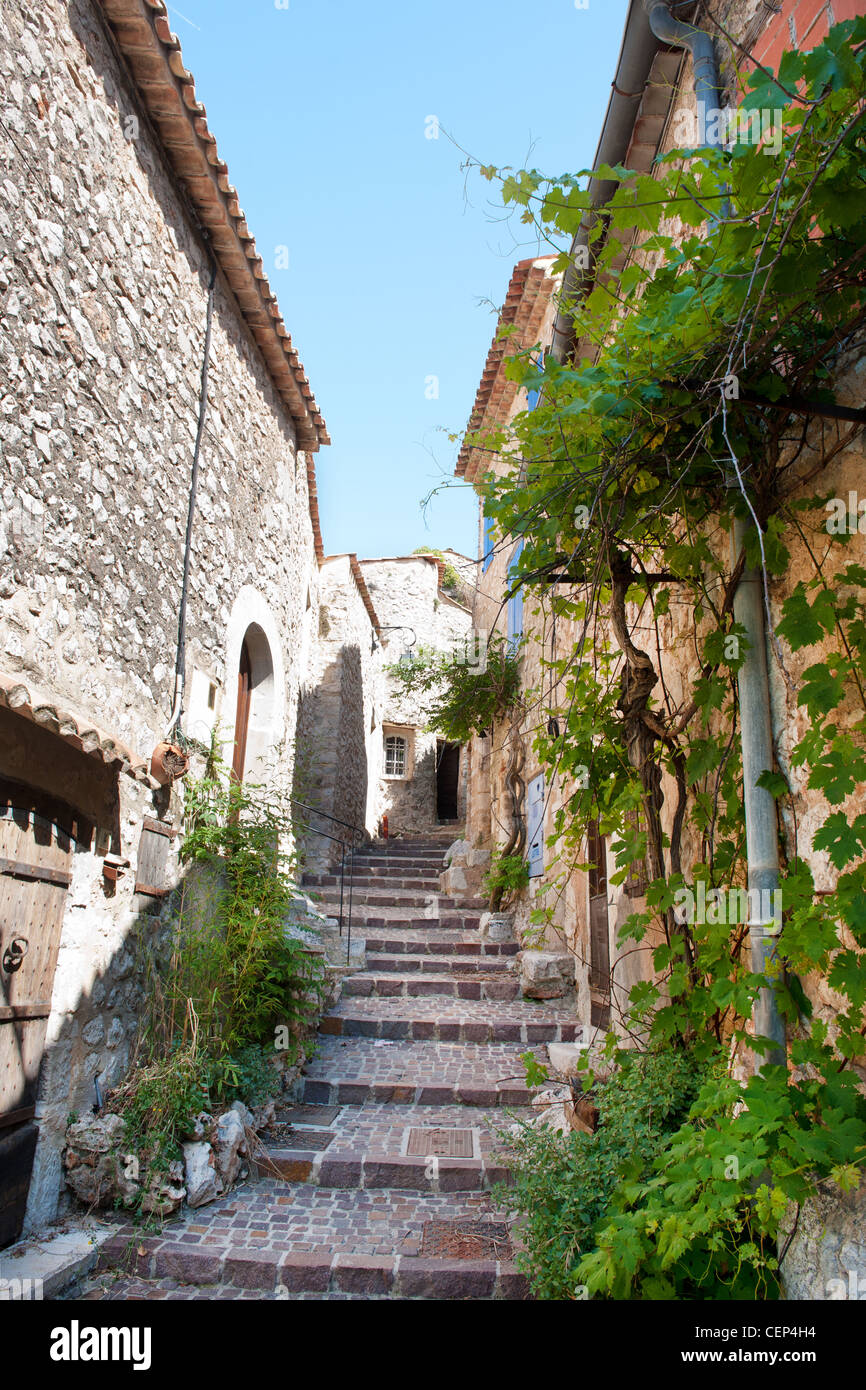 Typical French alley in Bauduen Stock Photo - Alamy