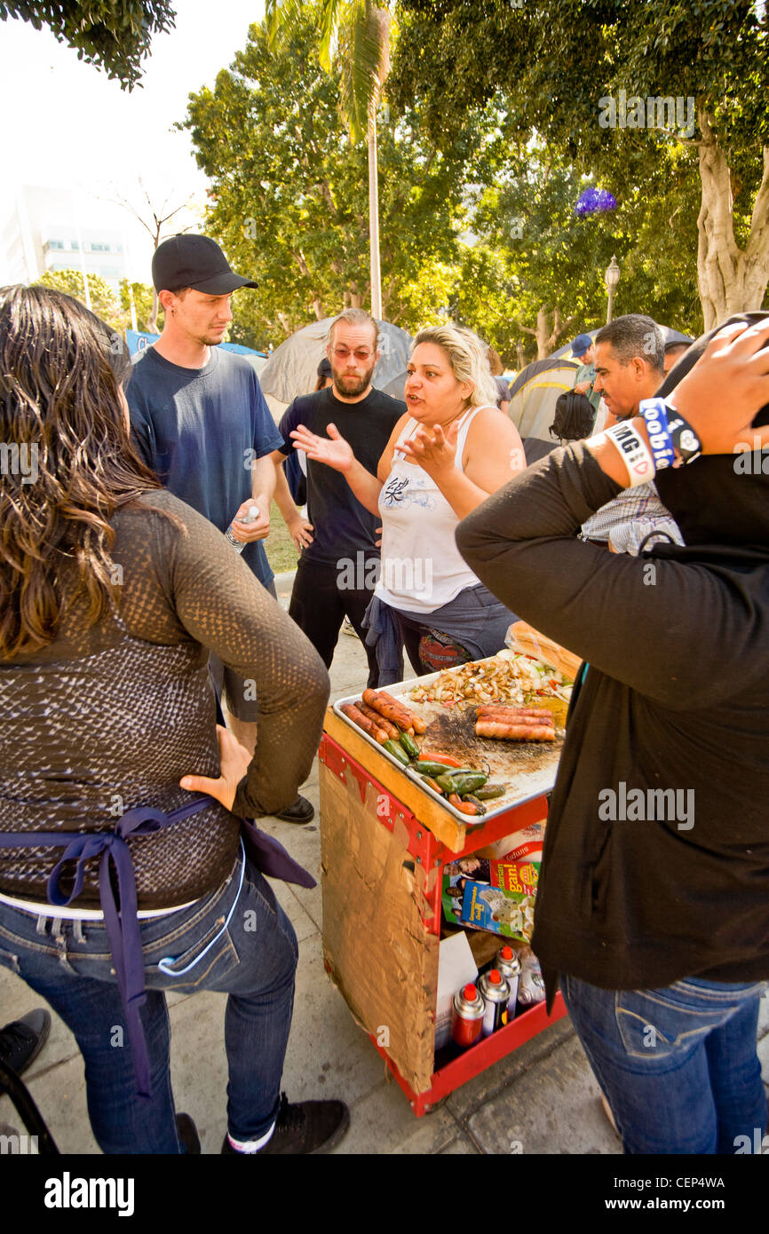 Street fight hi-res stock photography and images - Alamy