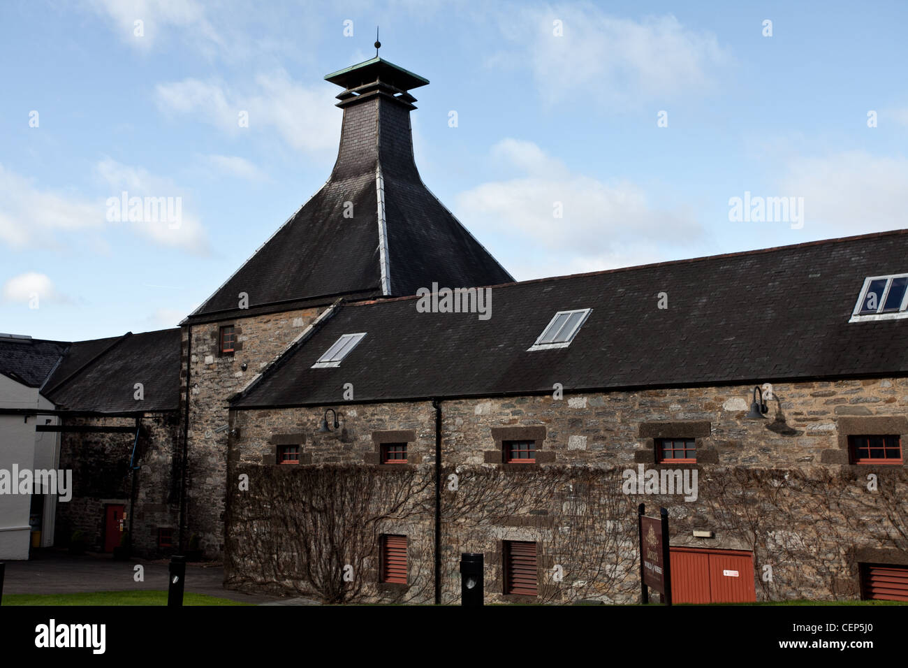 Scottish distillery hi-res stock photography and images - Alamy