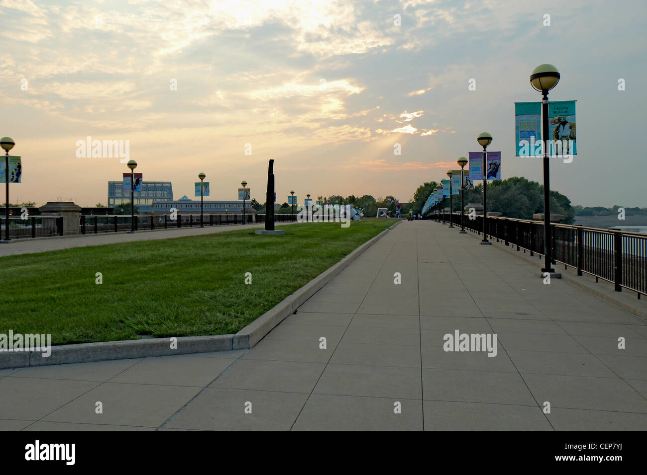 Bridge in indianapolis indiana hi-res stock photography and images - Alamy