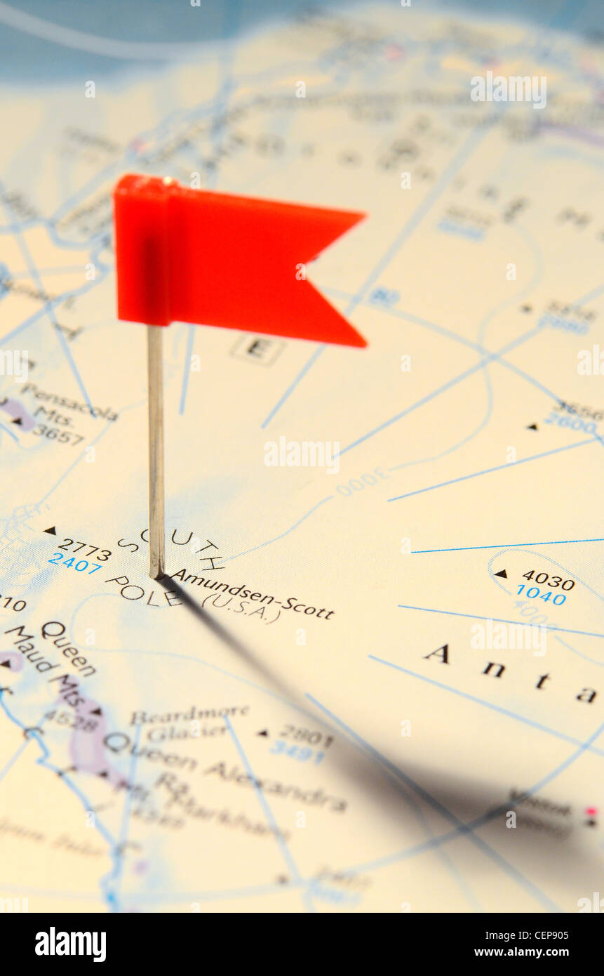 Map pin flag hi-res stock photography and images - Alamy