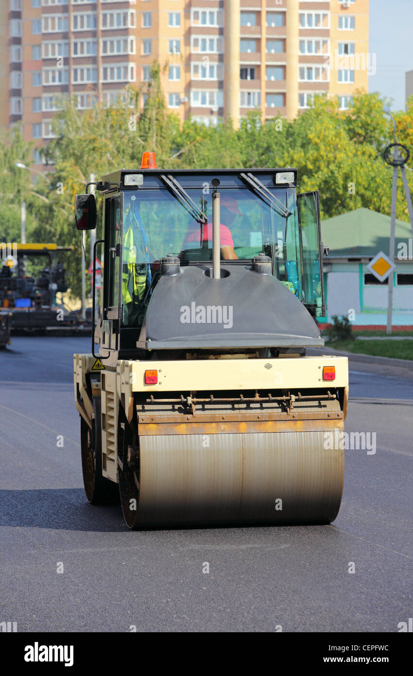 Road roller in a new highway construction Stock Photo - Alamy