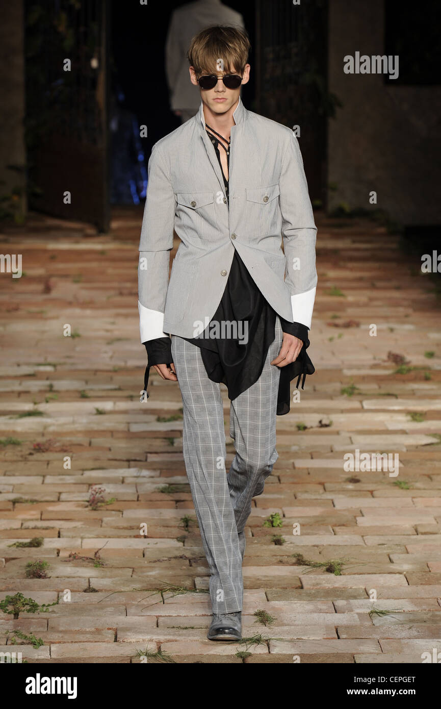 Varvatosmilan hi-res stock photography and images - Alamy