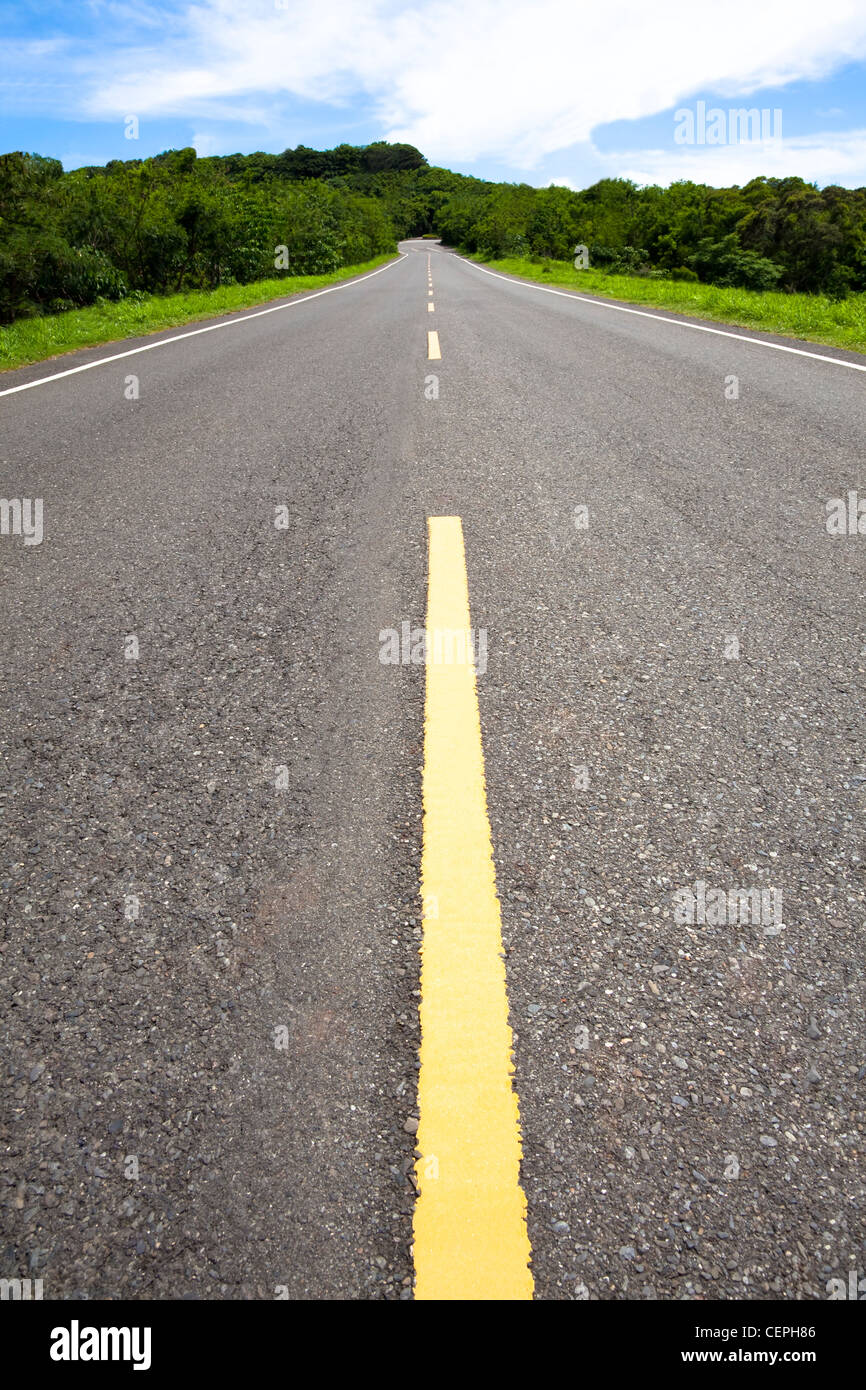 Empty road hi-res stock photography and images - Alamy