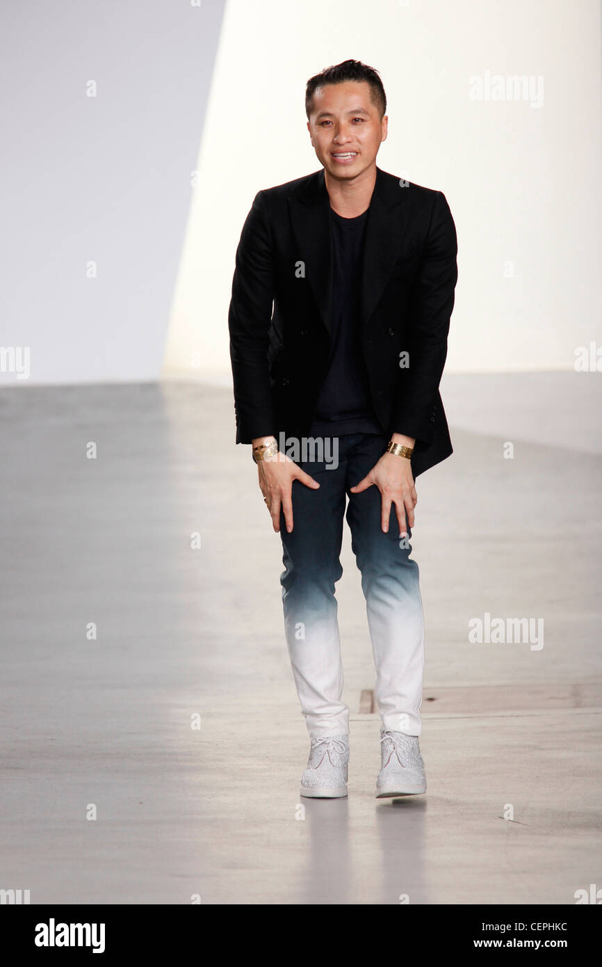 3 1 Phillip Lim New York Ready to Wear Spring Summer 2012 Fashion ...