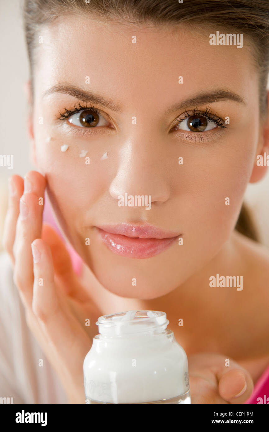 Face cream hi-res stock photography and images - Alamy