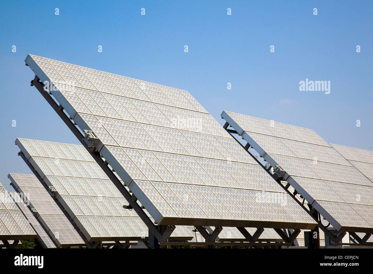 Solar components hi-res stock photography and images - Alamy
