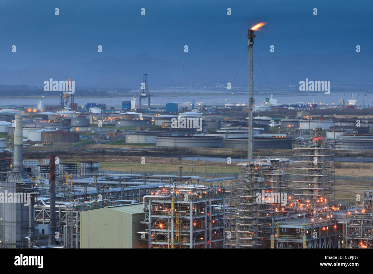 Grangemouth Oil Refinery Stock Photo - Alamy
