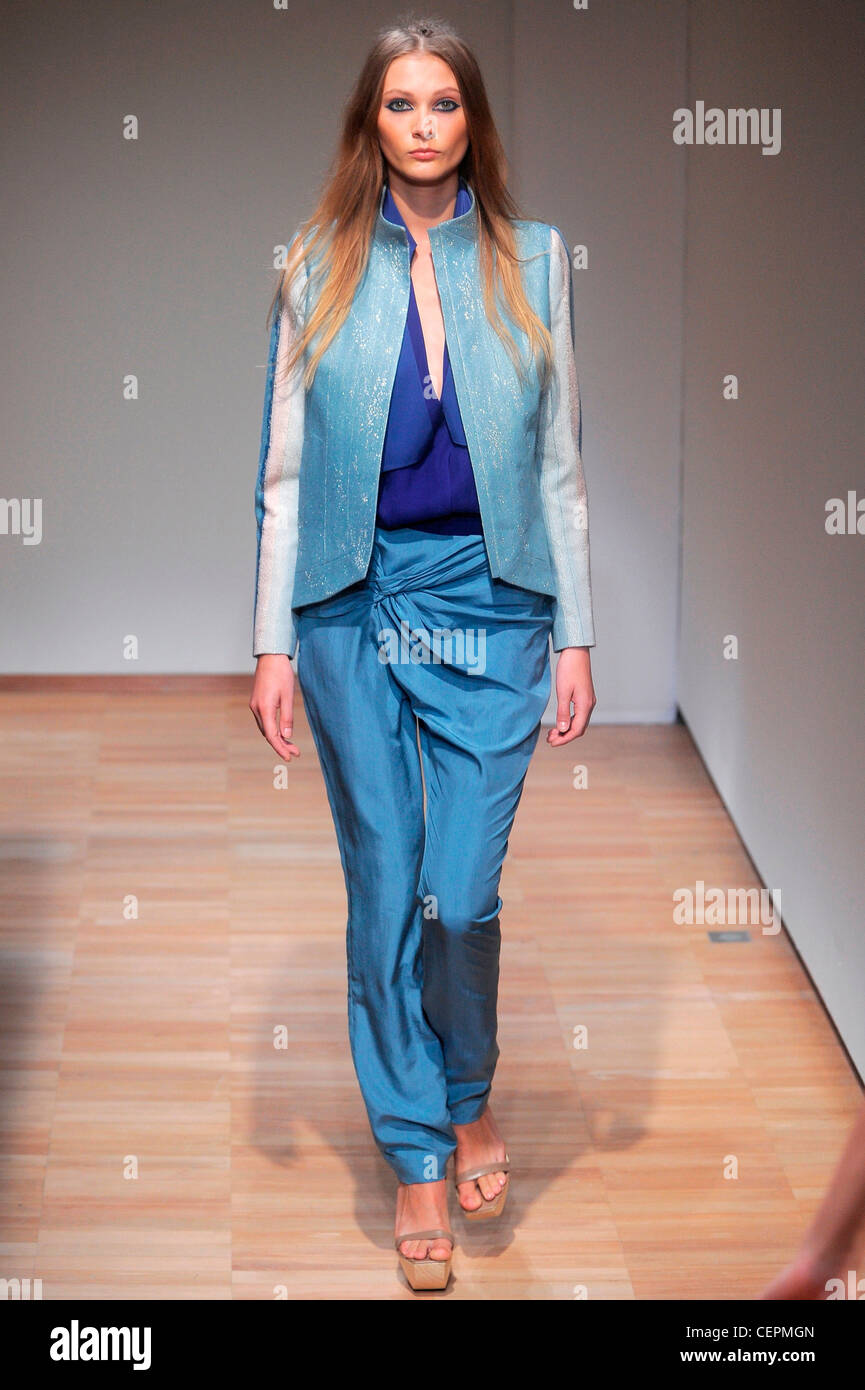 Anne Valerie Hash Paris Ready to WearSpringSummer 2012 Stock Photo - Alamy