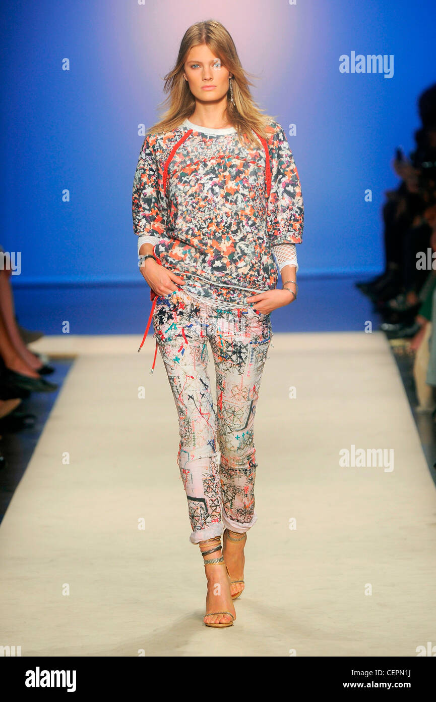 Isabel marant model hi-res stock photography and images - Alamy