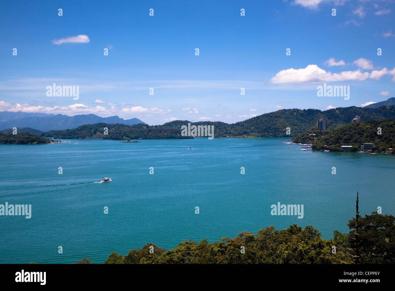 Sun moon lake in taiwan hi-res stock photography and images - Alamy