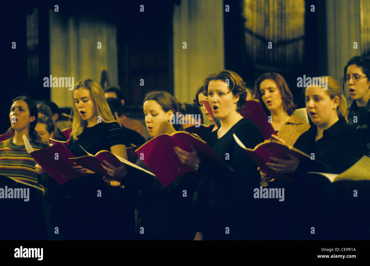 Choir women church hi-res stock photography and images - Alamy
