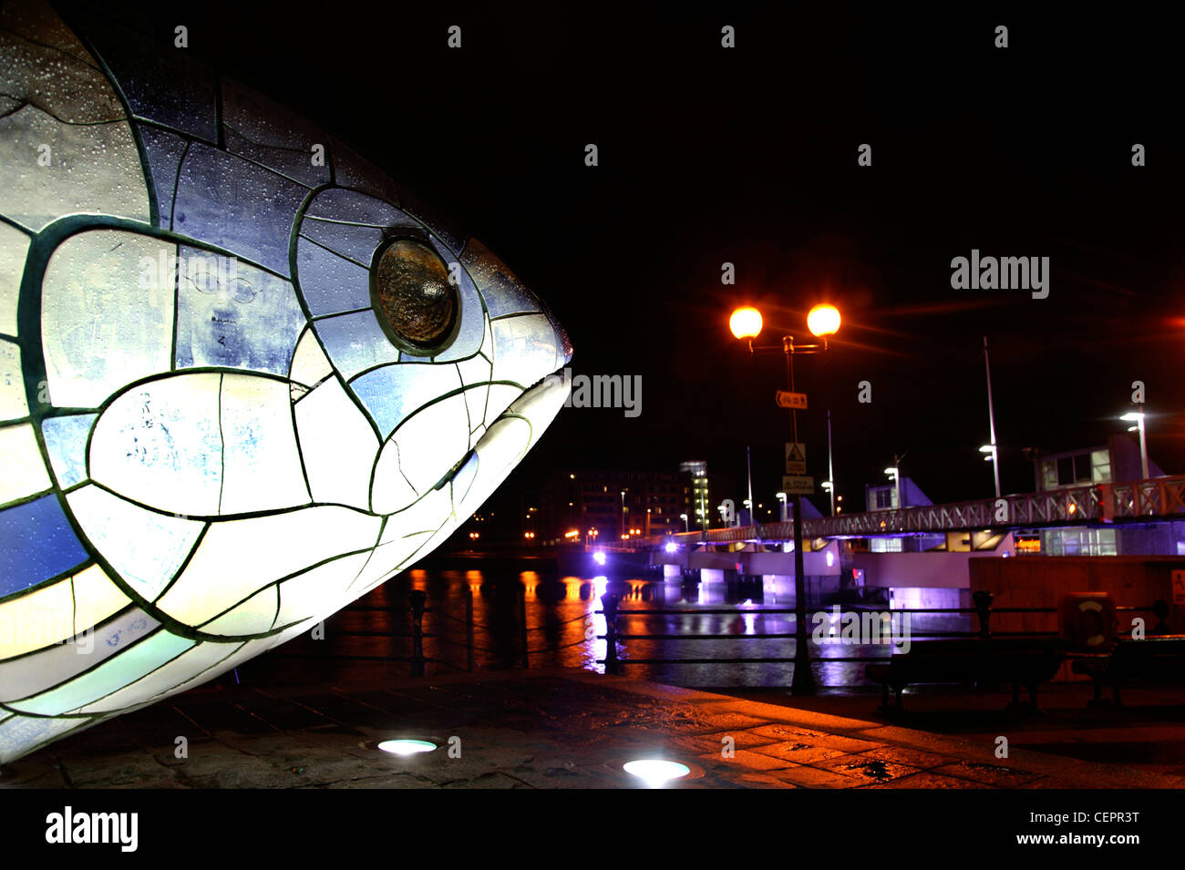 Ceramic fish sculpture hi-res stock photography and images - Alamy