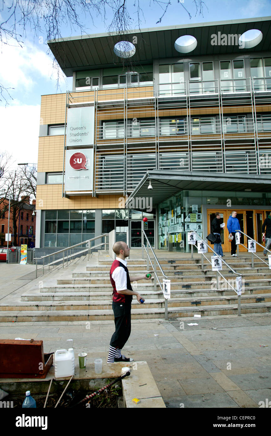 Queens students union hi-res stock photography and images - Alamy