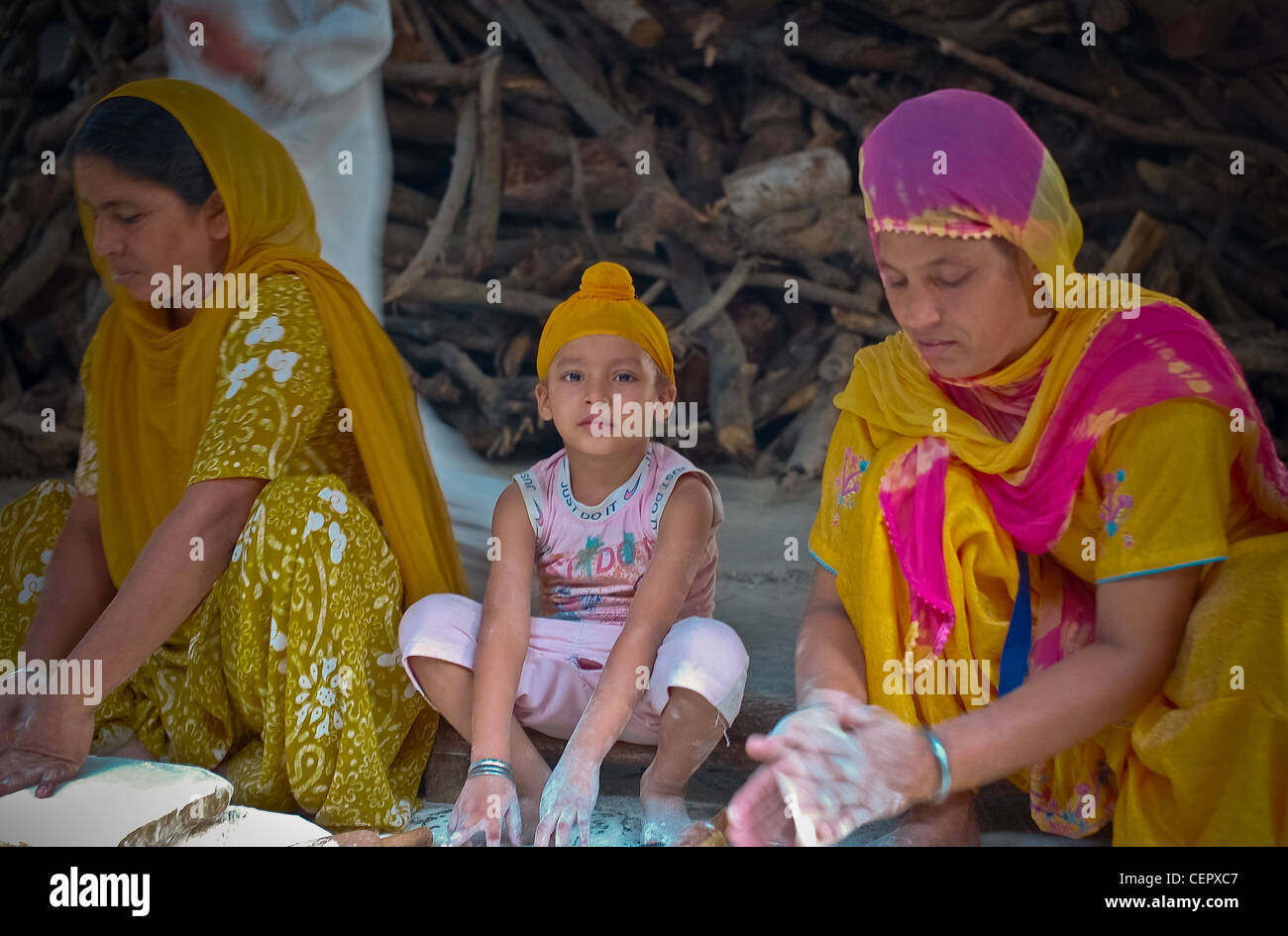 Sikh women hi-res stock photography and images - Alamy