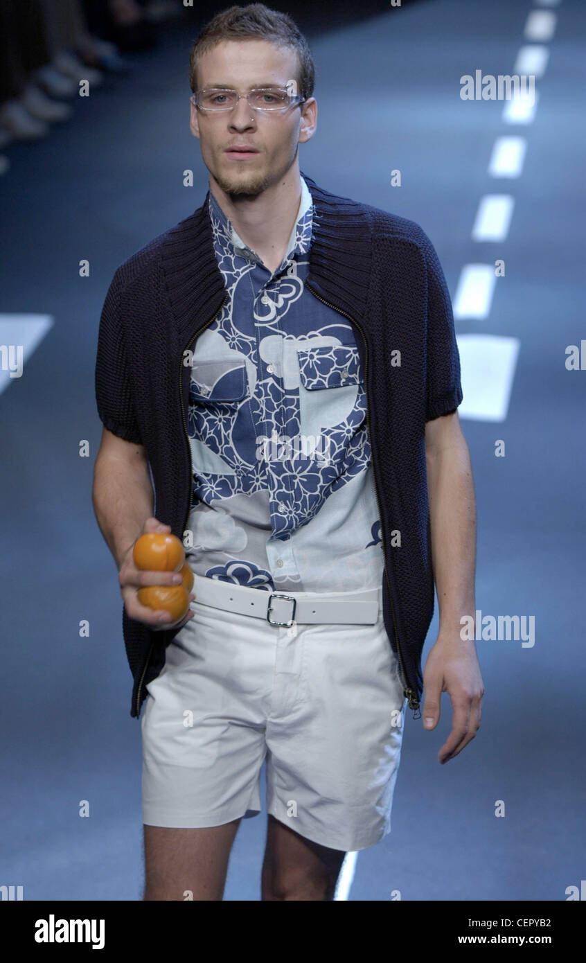 Exte Ready to Wear Milan spring summer Menswear fashion show Model ...
