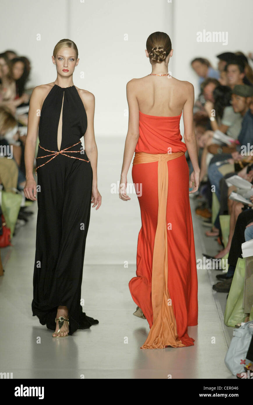 Rear model catwalk hi-res stock photography and images - Alamy