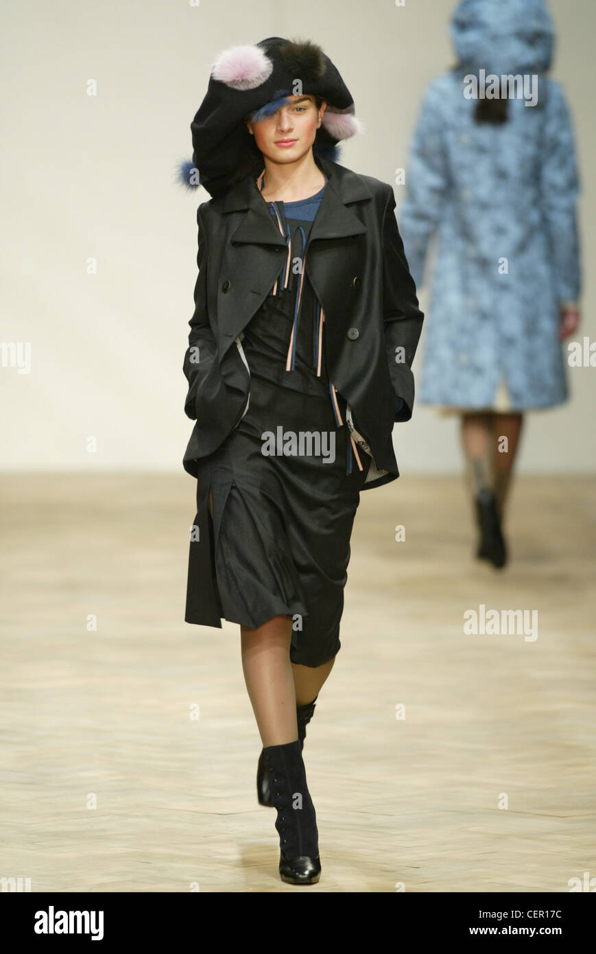 Gibo London Autumn Winter Model large black hat black, pink and blue ...