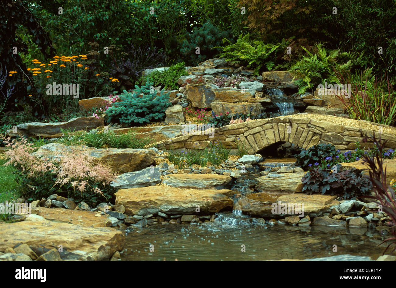 Stream water feature hi-res stock photography and images - Alamy