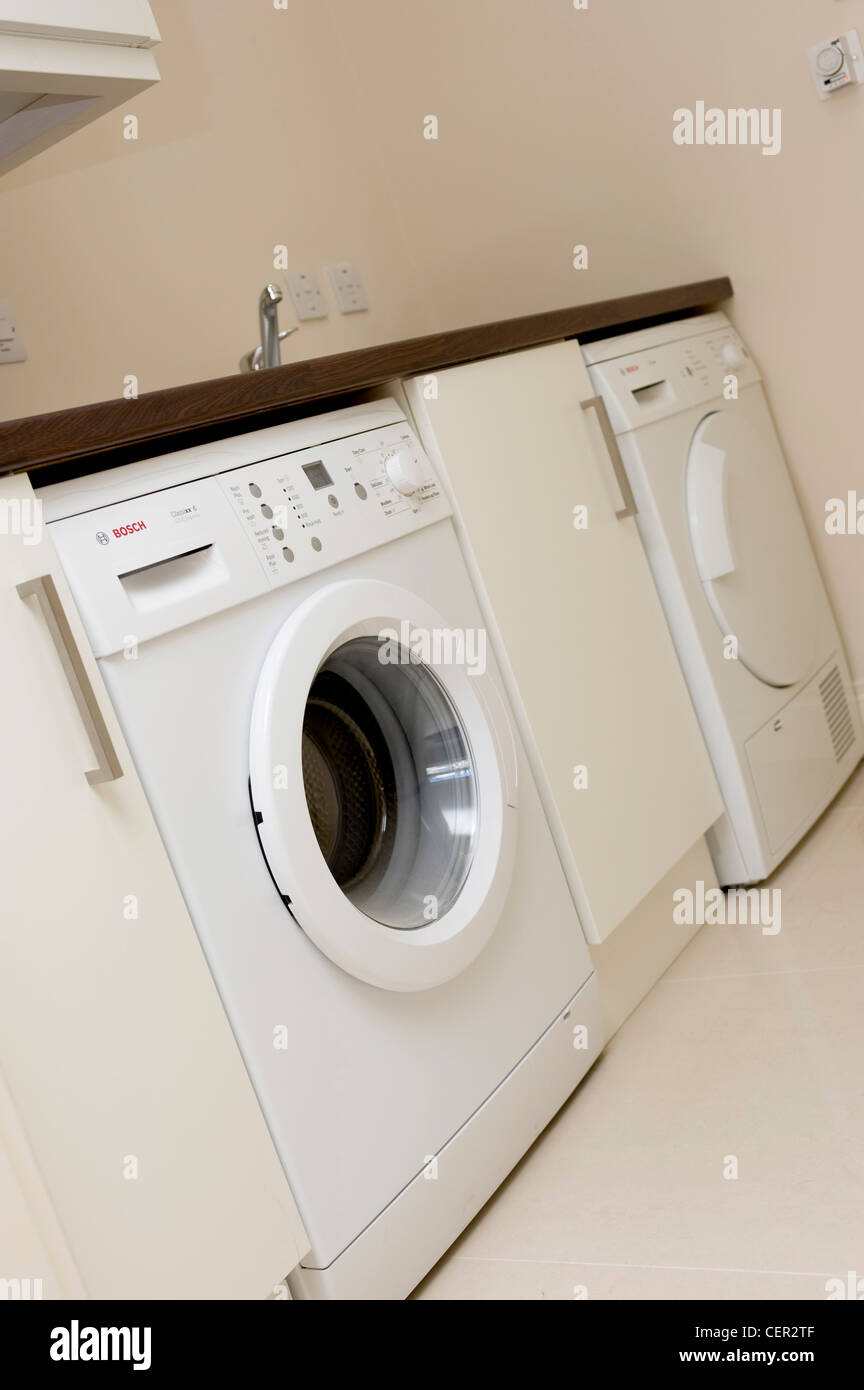 Kitchen cooker washing machine hi-res stock photography and images - Alamy